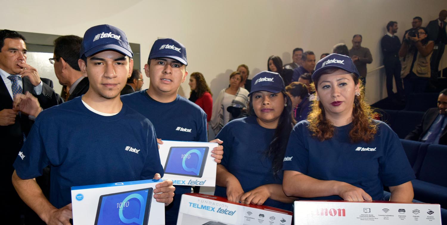 Fundación Telmex Telcel entrega apoyos a través del programa “Corriendo ...