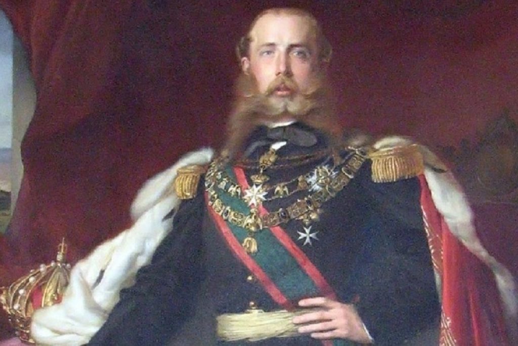 Académica imparte el curso Esplendor y Ocaso del Segundo Imperio ...